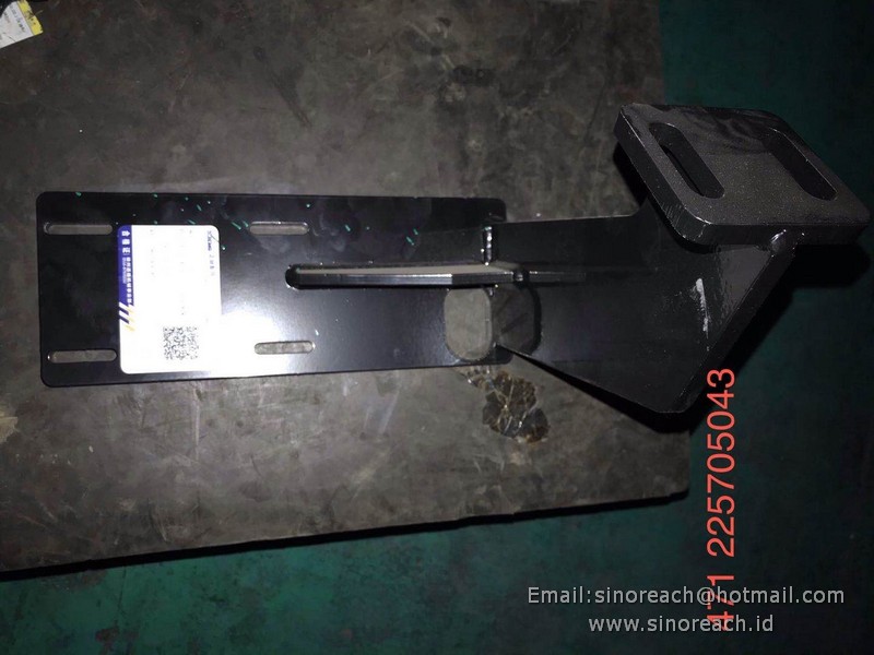225705046 XP263K.9III.1 front mounting bracket for XCMG SPARE PARTS ...
